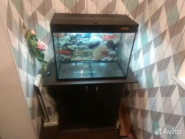 Аквариум с тумбой