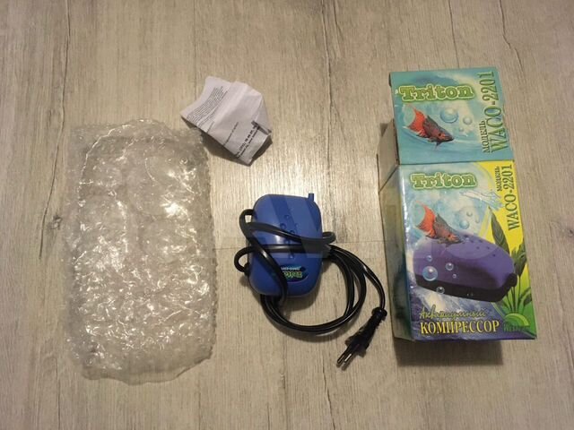 Компрессор аквариумный Triton Waco-2201